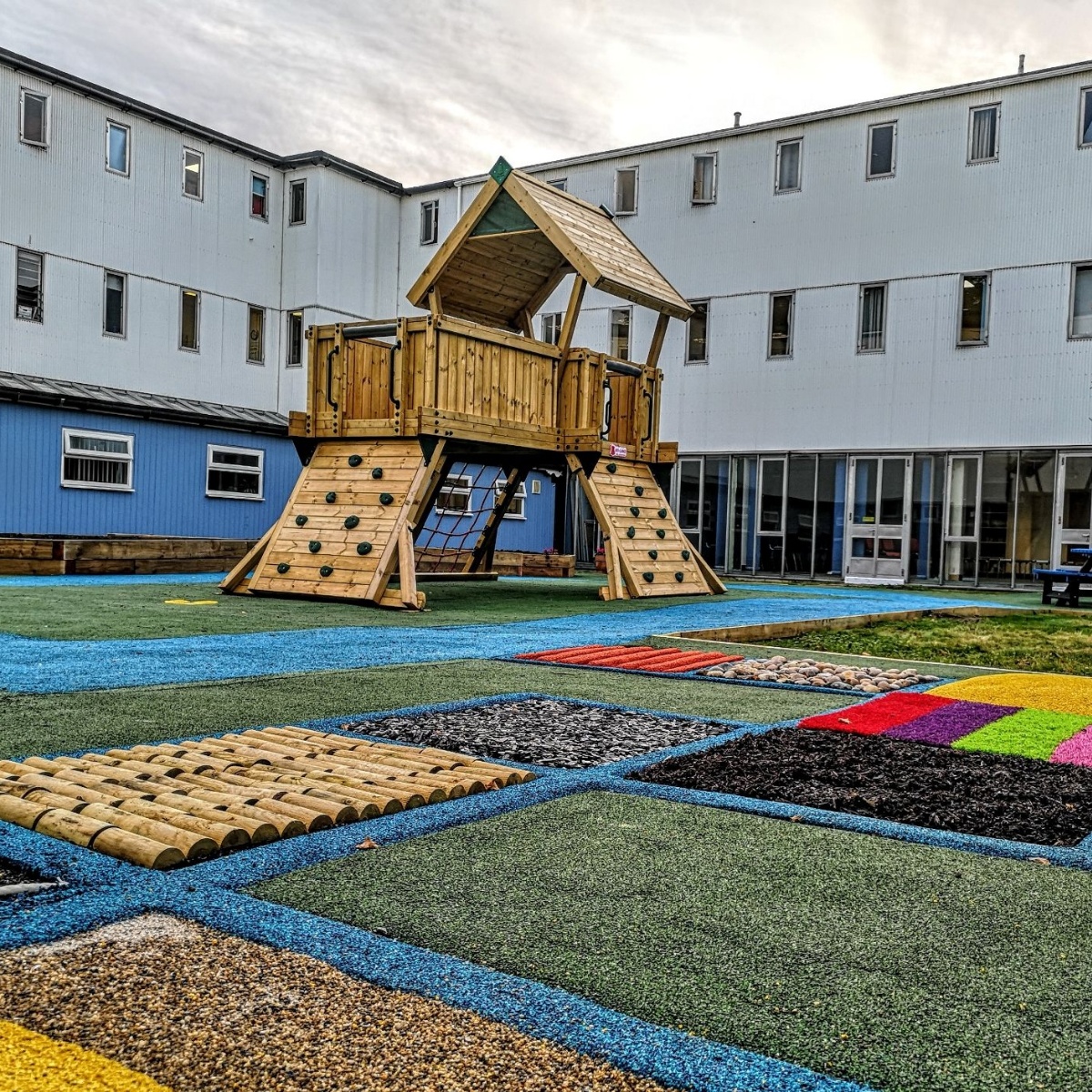 Moor House School & College - Moor House opens new sensory garden and ...